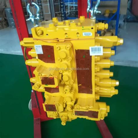 Pc350 7 Pc360 7 Pc300 7 Main Control Valve 723 41 08100 723 41 08200