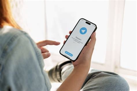 Man In Spore Offers 16 Year Old Girl S 11k A Month For Sex But Fails To Pay Gets Over 4 Years