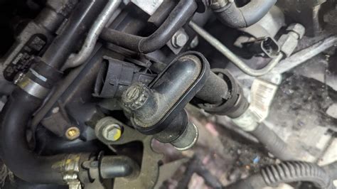 1 6 Jtdm Coolant Bleed Junction With Pipes Alfa Romeo Giulietta 2010