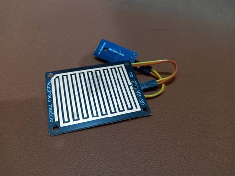 Projek Ampaian Baju Automatik Iot