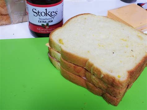 몬테크리스토 샌드위치 And 감자튀김