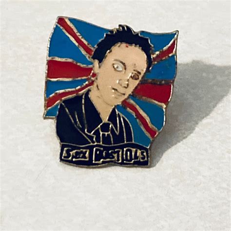 Vintage Sex Pistols Johnny Rotten Lapel Pin Enamel Pin Pinback Hat