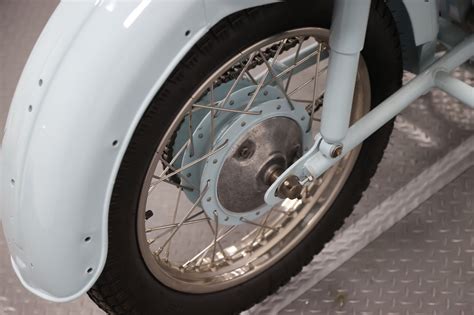 Lot 1 1961 Ariel Arrow