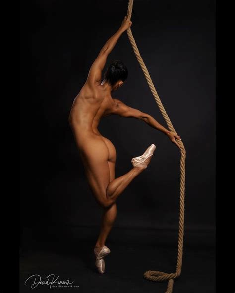 Dancer Model Laetitia Nude En Pointe Pointeman1