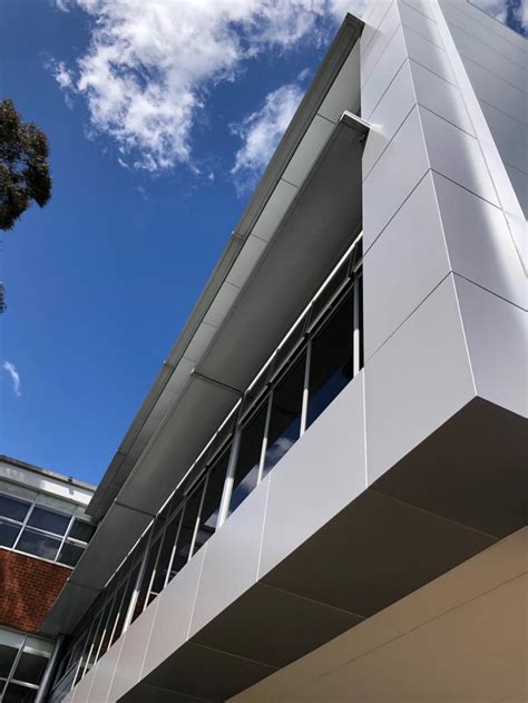 Recladding Melbourne Girls College Steel Select®