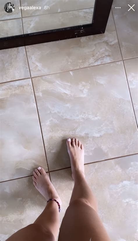 Alexa Penavegas Feet