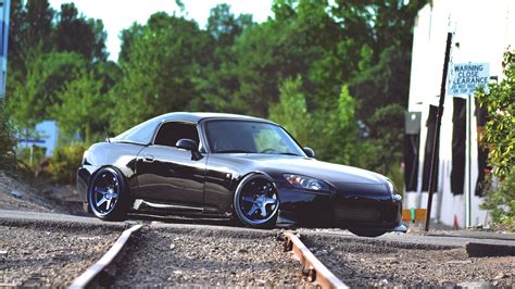 Фото обои Honda S2000, Хонда С2000, черный, железная дорога, рельсы. S2000
