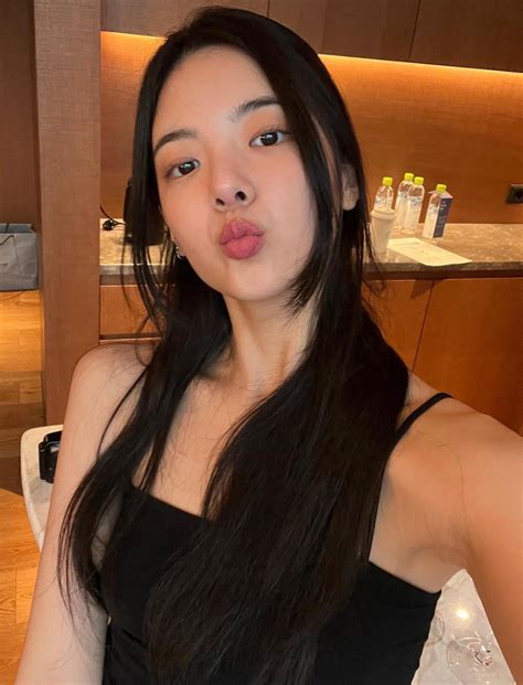 Itzy Lia Cute And Smooth Armpits R Kgirlssensual