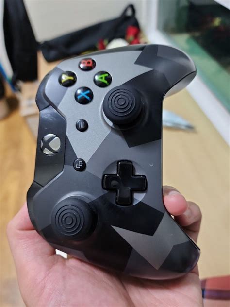 Xbox One Special Edition Covert Forces Wireless Controller Video