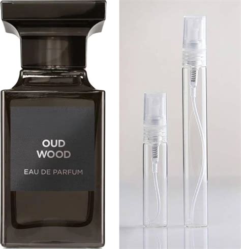 Schwarz Weiss Tf Oud Wood Eau De Parfum 5 Ml Amazonfr Beauté Et Parfum