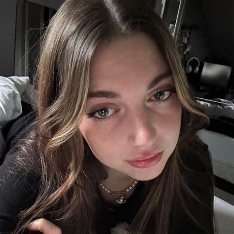 M M4nonl0 • Threads Say More