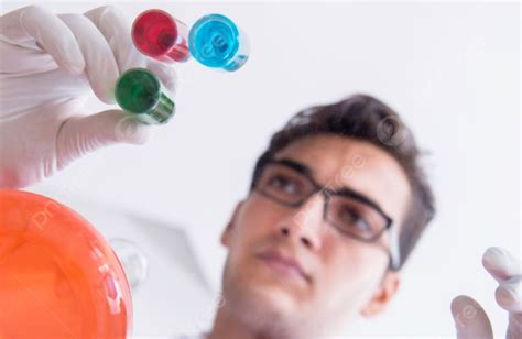 실험실에서 유해 화학 물질로 작업하는 화학자 유해 화학 물질로 실험실에서 작업하는 화학자 벡터 배경 및 무료 다운로드를위한 그림 Pngtree