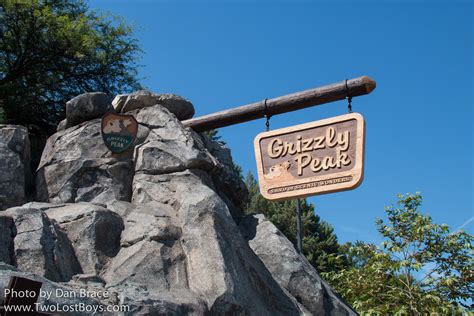 Grizzly Peak Recreation Area Disneyland Resort September Flickr