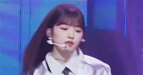 옆트임 치마 속바지 도끼 핏 아이브 안유진