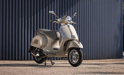 Vespa Gts 300 2023 24 Prezzo E Scheda Tecnica Motoit
