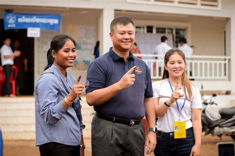 លោក ហ៊ុន ម៉ានិត បានទៅបោះឆ្នោតជ្រើសតាំងតំណាងរាស្ត្រ នីតិកាលទី៧ ២០២៣ រួចហើយ សារព័ត៌មាន នគរវត្ត