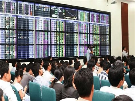 Công ty cổ phần chứng khoán là gì Luật ACC