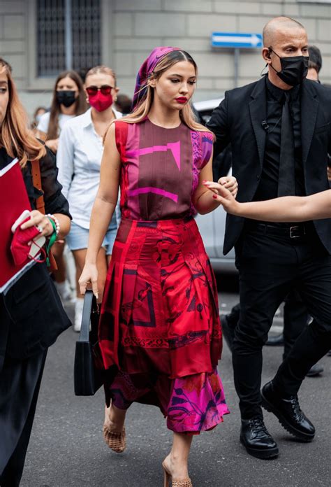 Madelyn Cline Arrives At Salvatore Ferragamo Show At Milan Fashion Week