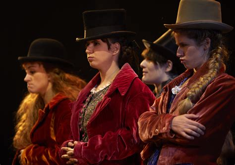 ‘en Palabras De Jo… Mujercitas En El Teatro Principal