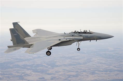 Arábia Saudita Recebe Seus Primeiros Caças F 15sa Poder Aéreo