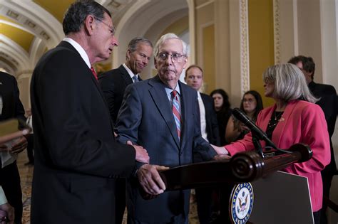 What Happened To Mitch Mcconnell Emergency Doctor Weighs In