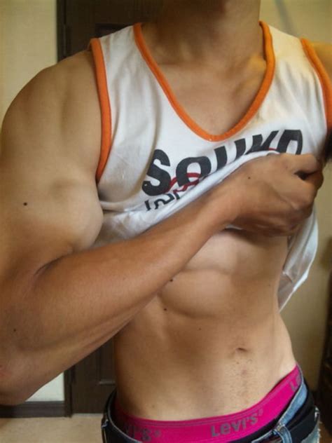 Naked GWiP Hottie QueerClick