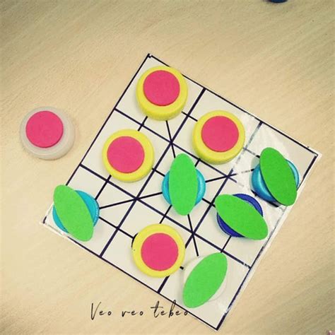 JUEGOS CON MATERIAL RECICLADO