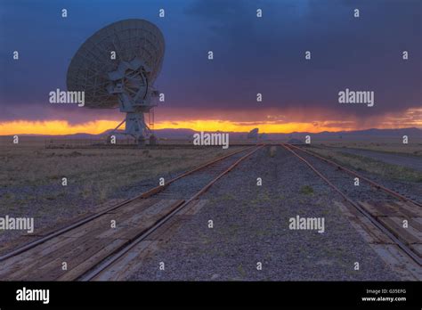 radio telescopes at the very large array national radio astronomy