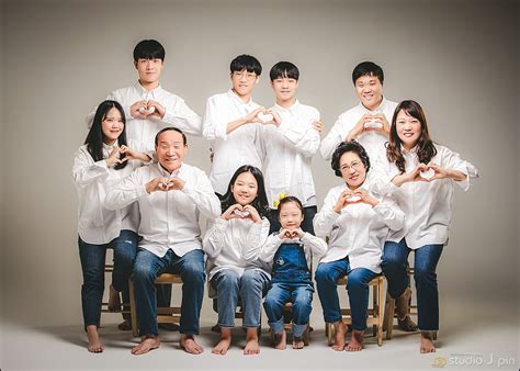 대가족사진 제이핀스튜디오갤러리