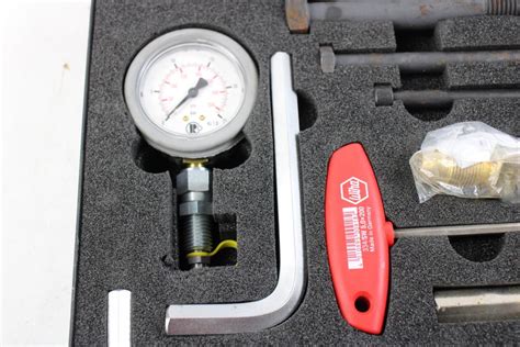 Compression Gauge Test Set Property Room