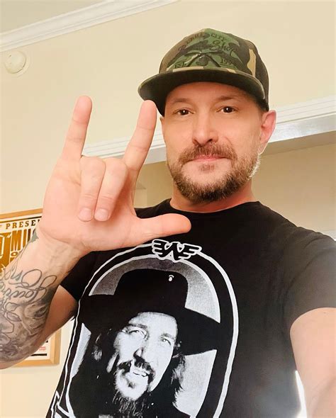 Country Singer Ty Herndon Says 2020 Relapse Left Him Suicidal