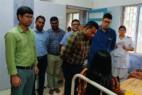 Flood Situations At Ghatal Police Recovered 362 Pregnant Women From Flood Affected Ghatal