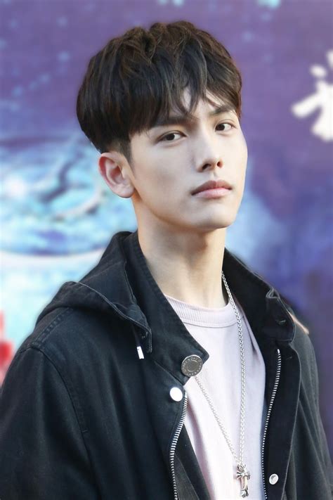 Wang Yilun Profile Images — The Movie Database Tmdb