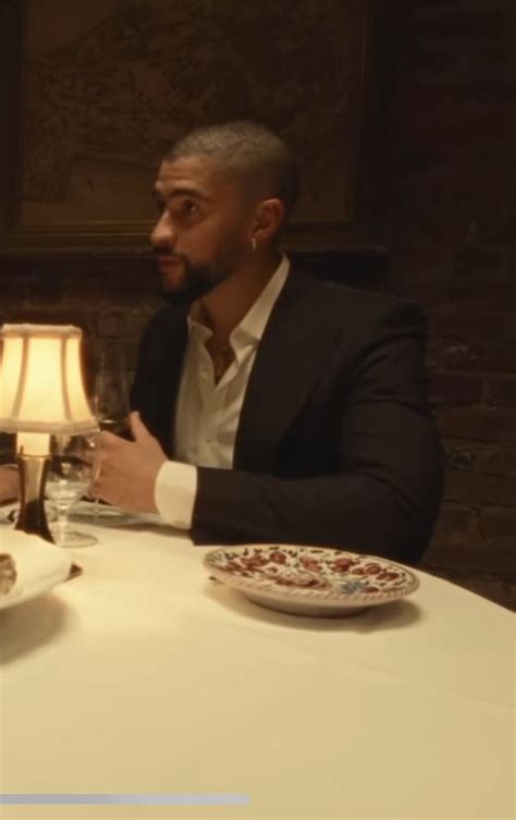 Pin By Me On Hairstyles Bunny Wallpaper Love And Marriage Bunny