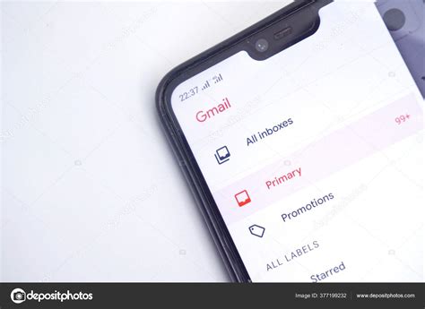 Close Gmail App Screen Smartphone Screen — Stock Editorial Photo © Rifkynaufaldy 377199232