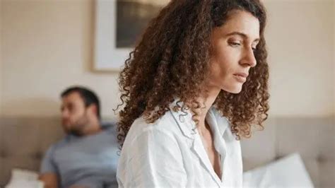 Toxic Emotional Attachment What Is It And How Does It Affect Us 2025