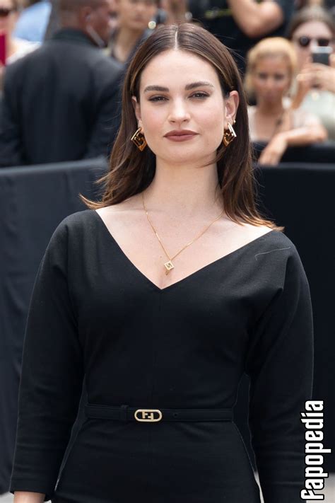 Lily James Nude Leaks Photo 1486488 Fapopedia