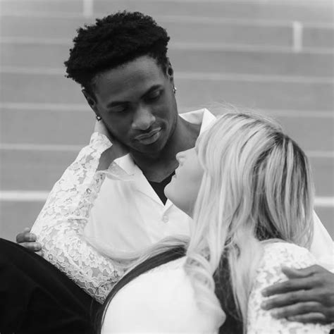 Eli Elii 4x • Threads Say More