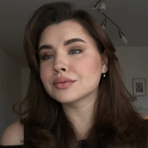 Тому я хочу щавжди памʼятати 2 речі вона нічого не робить спеціально бо хоче мені насолити бо