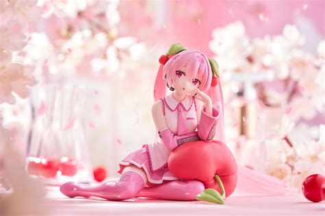 Vocaloid Sakura Miku Desktop Cute Figure Cherry Cushion Version