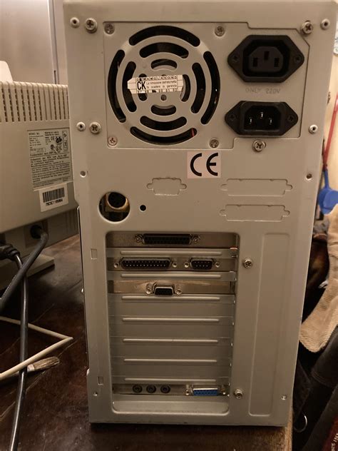 Is There Any Way To Plug A Mouse Into This Machine Bios Date Says 1997 But It Only Has A 5 Din