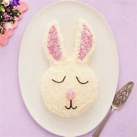 40 Cute Easter Cakes For Your Holiday Dessert Table