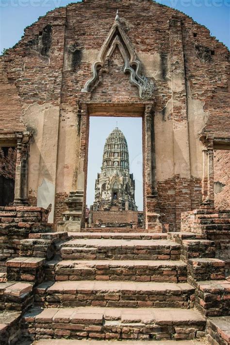 Thailand Ruins And Antiques At The Ayutthaya Historical Park Tourists
