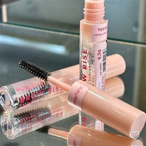 Gel Para Sobrancelhas Brow Rise Com Uma Textura Suave E Transl Cida