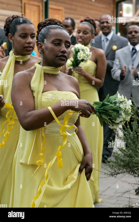 Bride Groom Best Man Maid Of Honour Hi Res Stock Photography And Images Alamy