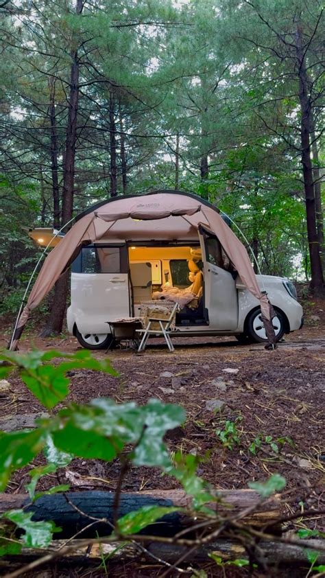 쏘베리 레이캠핑카로 즐기는 비내리는 날 캠핑은 낭만 두배🌧️🌿 영상에 등장한 박스테이블은 코즈켓에서 구경하세요 Cozketofficial 우중캠핑 Rain