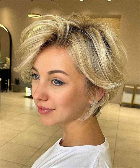 33 Trendy Short Stacked Pixie Bob Haircuts For Perfectly Layered Style