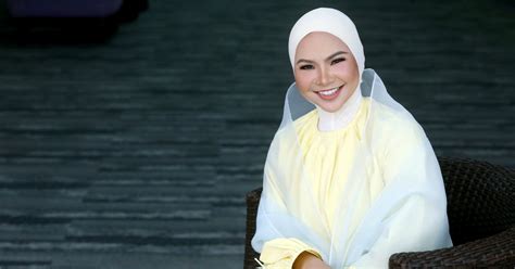 Aina Abdul Nafi Berehat Harian Metro