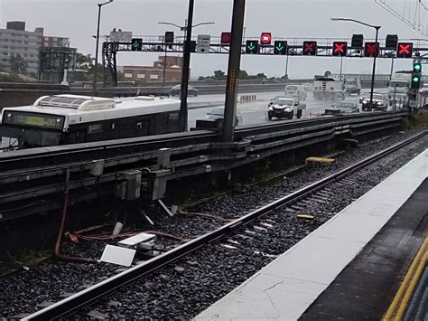 Review Oppo Ax Pickr