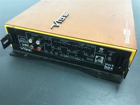 Gebrauchter Kondensator Plus Blakbox Amlifier Für Auto Gebraucht In